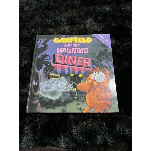 No Brand | Accents | Garfield And The Haunted Dinerlift The Flap Book ...